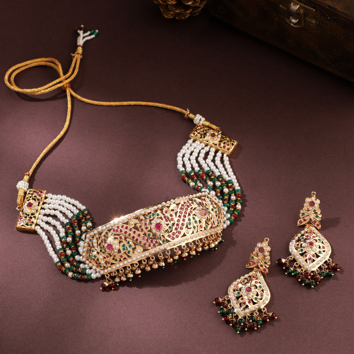 Jadau Choker With Flower Motif – Caratcharm